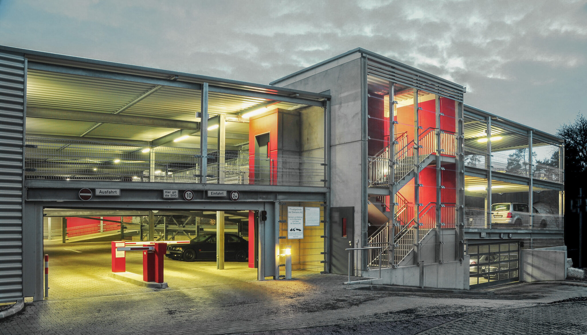 Erlangen, Parkhaus Siemens „Quartiersgarage“ - Huber Parking