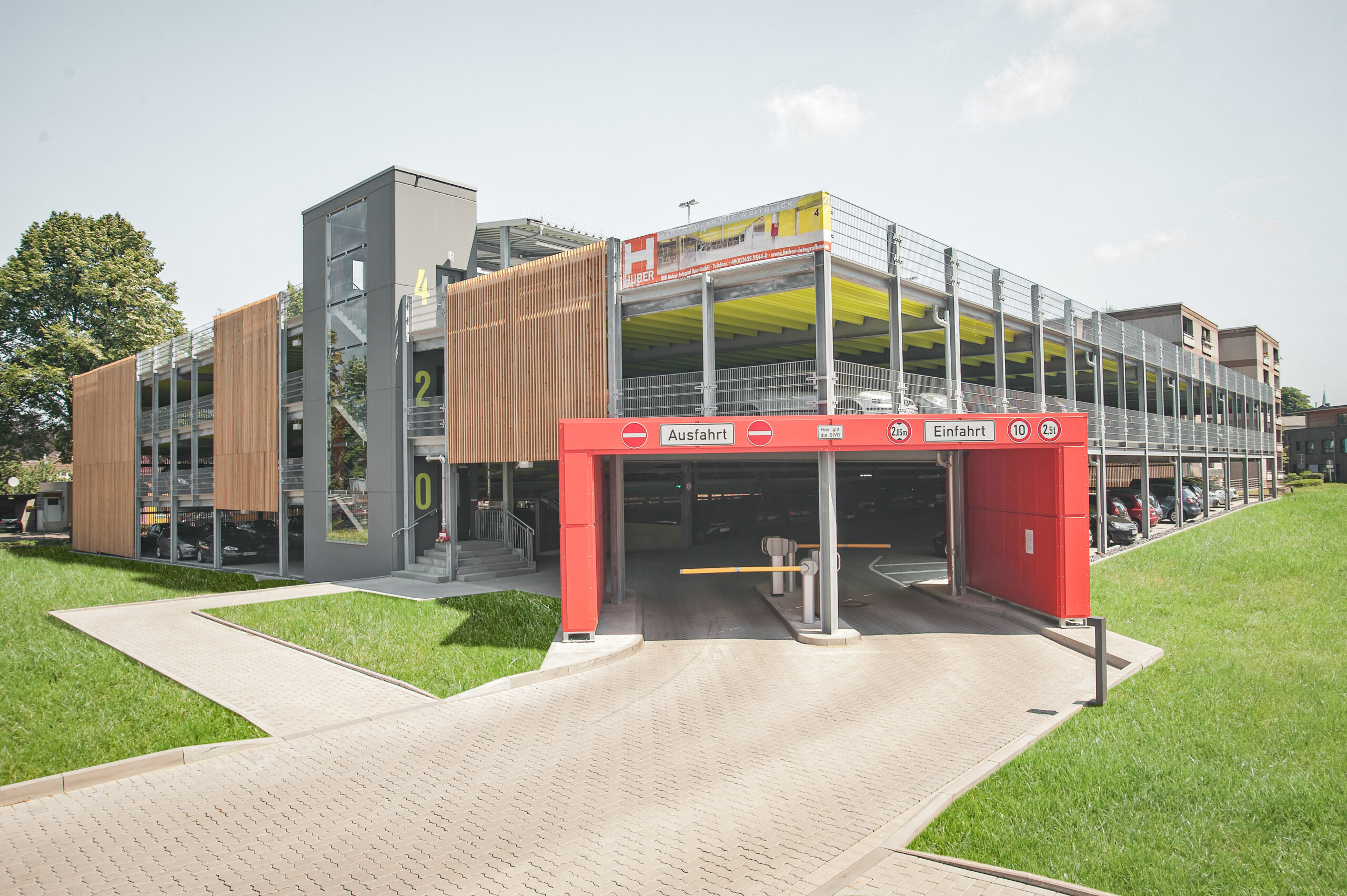 Unna, Evangelical Hospital Car Park - HUBER Parking